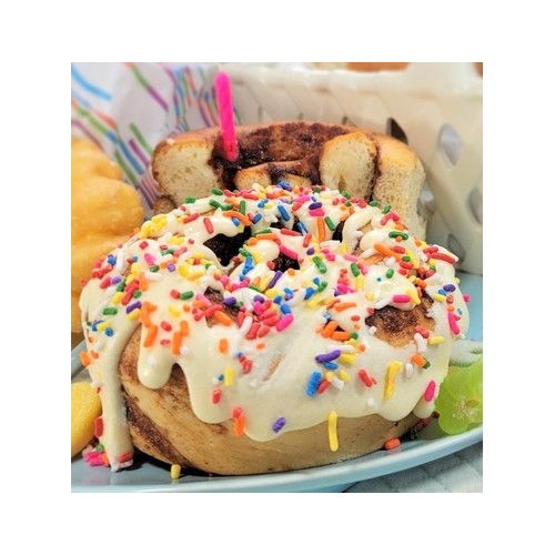 E Pallet - Birthday Cake Jumbo Cinnamon Roll, 12oz
